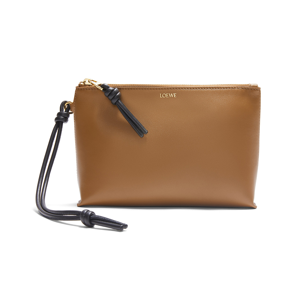 Loewe Knot T Pouch Bag Shiny Nappa Calfskin Oak Black – voilà.id