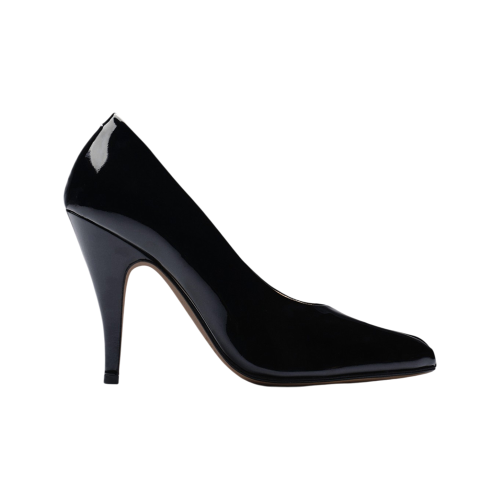 Maison Margiela Tabi Patent Pointed Pumps Black – voilà.id