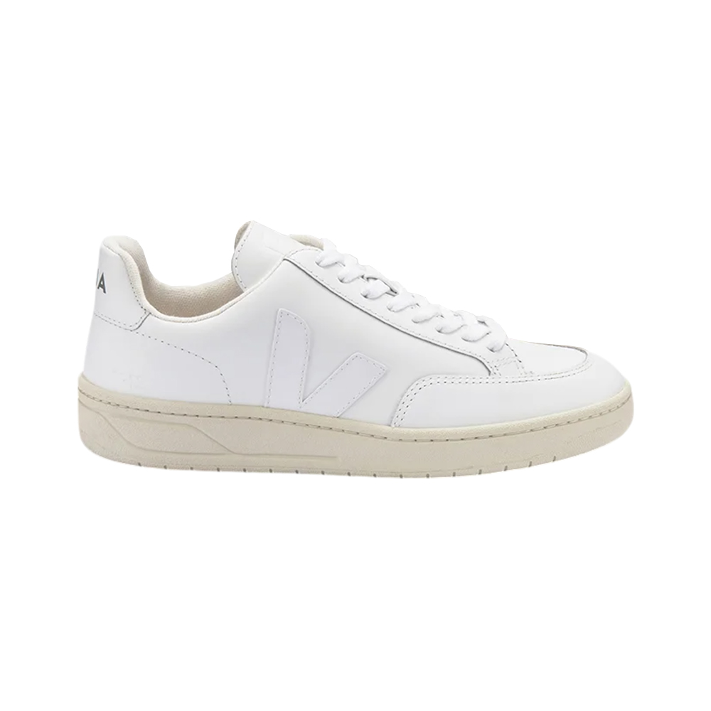 Veja V-12 Leather Sneakers Extra White Men – voilà.id
